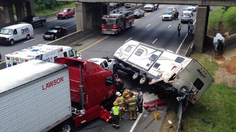 Crash Involving Overturned Camper Shuts Down I-85 South | wfmynews2.com