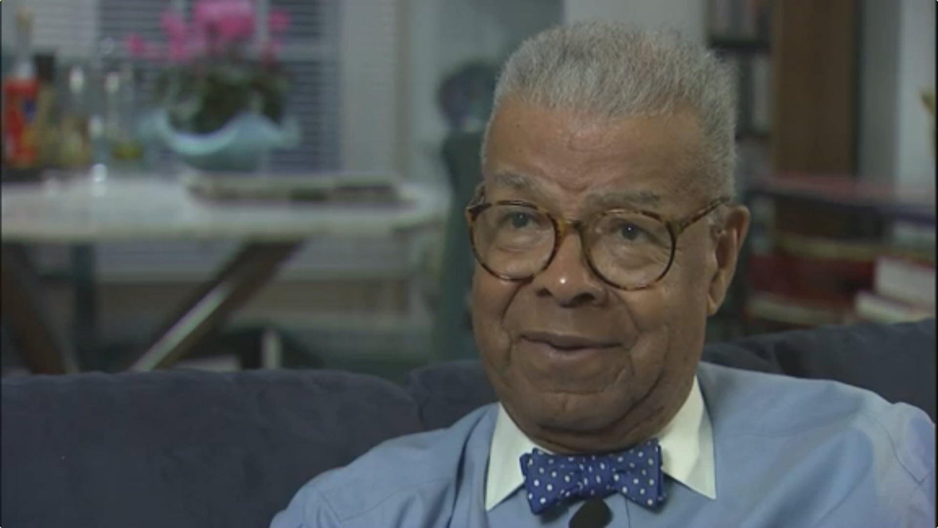 Journalist And UNC Professor 'Chuck' Stone Dies | wfmynews2.com