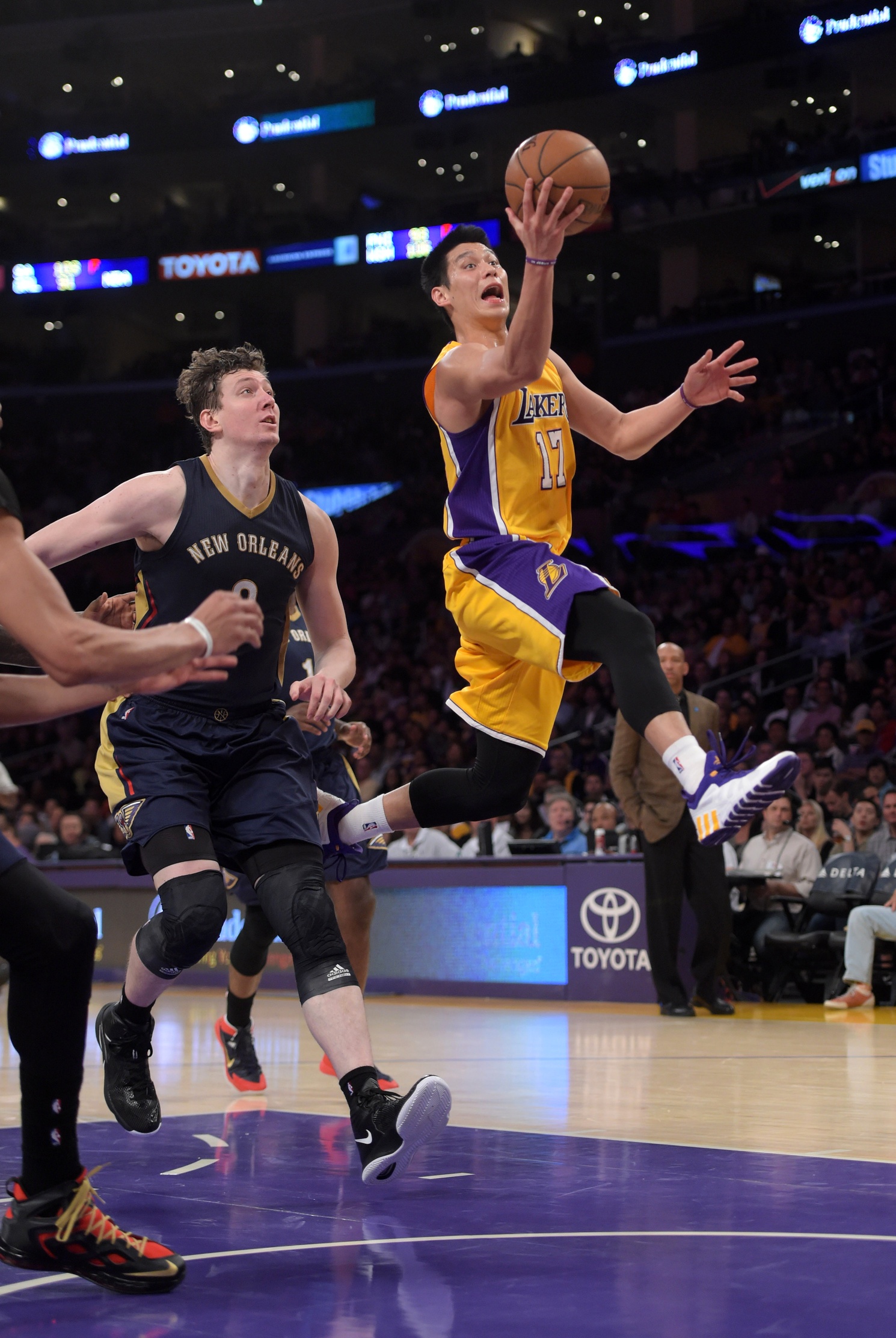 Jeremy Lin 3 Pointer