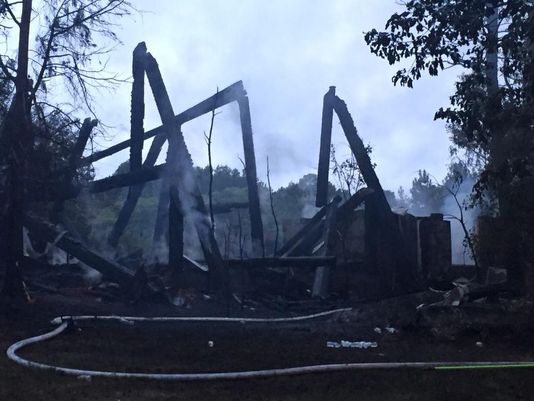 Fire Destroys NC Barn | wfmynews2.com