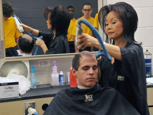 Us Navy Haircuts US Navy Now Allows Women To Wear Ponytails, Lock